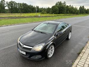 Melns Opel Astra 2007 Rēzekne, ar dzinēja tilpumu 1.90 L un nobraukumu 214 tūkst. km par 2650 €, foto 3 vietnē AUTOMOTO.COM.LV