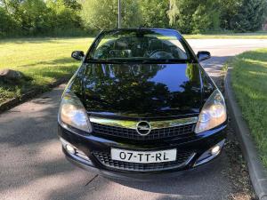 Black Opel Astra 2007 in Vilnius, with an engine capacity of 1.80 L and mileage of 156 thousand km for 3500 €, photo 10 on AUTOMOTO.COM.LV