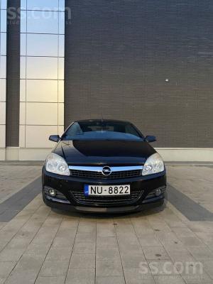 Black Opel Astra 2007 in Riga, with an engine capacity of 1.80 L and mileage of 0 thousand km for 3800 €, photo 12 on AUTOMOTO.COM.LV