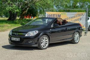 Melns Opel Astra 2008 Liepāja, ar dzinēja tilpumu 1.90 L un nobraukumu 202 tūkst. km par 2300 €, foto 3 vietnē AUTOMOTO.COM.LV