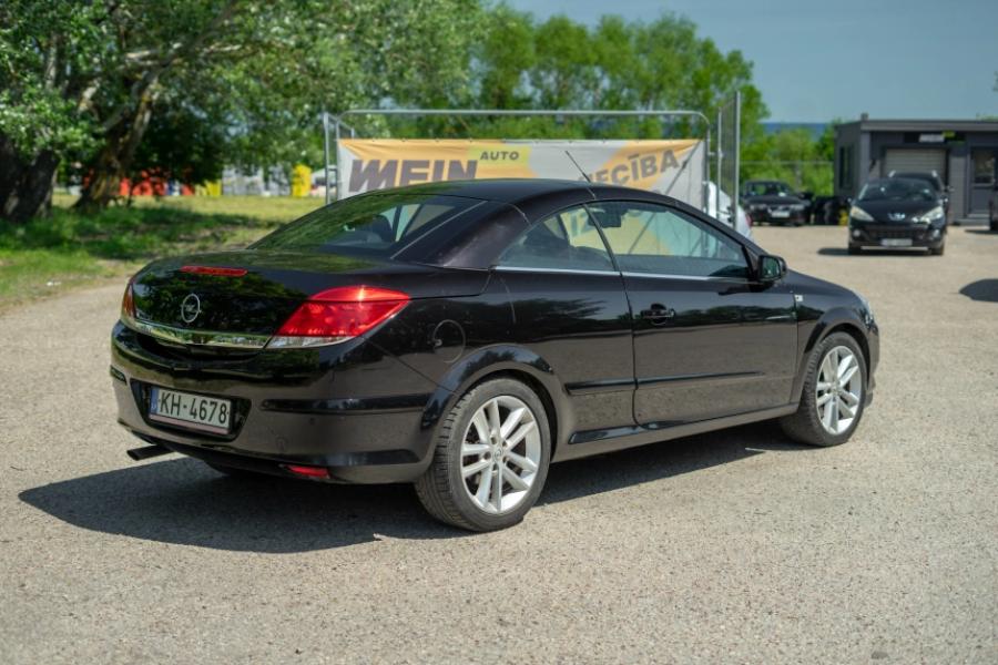 Melns Opel Astra 2008 Rīga, ar dzinēja tilpumu 1.90 L un nobraukumu 202 tūkst. km par 2300 €, foto 9 vietnē AUTOMOTO.COM.LV