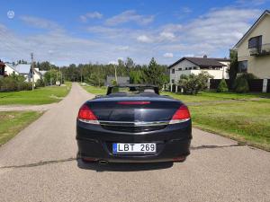 Black Opel Astra 2008 in Vilnius, with an engine capacity of 1.60 L and mileage of 259 thousand km for 1500 €, photo 5 on AUTOMOTO.COM.LV