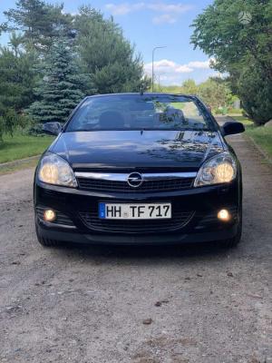 Melns Opel Astra 2008 Kauņa, ar dzinēja tilpumu 1.80 L un nobraukumu 280 tūkst. km par 2950 €, foto  vietnē AUTOMOTO.COM.LV