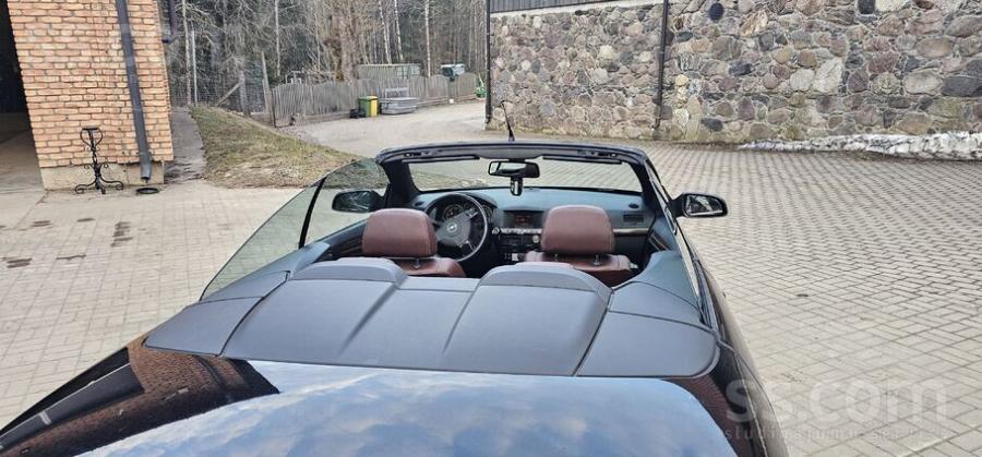 Melns Opel Astra 2008 Rīga, ar dzinēja tilpumu 1.90 L un nobraukumu 292 tūkst. km par 3500 €, foto 8 vietnē AUTOMOTO.COM.LV