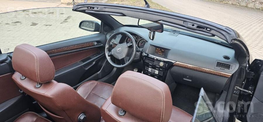 Melns Opel Astra 2008 Rīga, ar dzinēja tilpumu 1.90 L un nobraukumu 292 tūkst. km par 3500 €, foto 16 vietnē AUTOMOTO.COM.LV