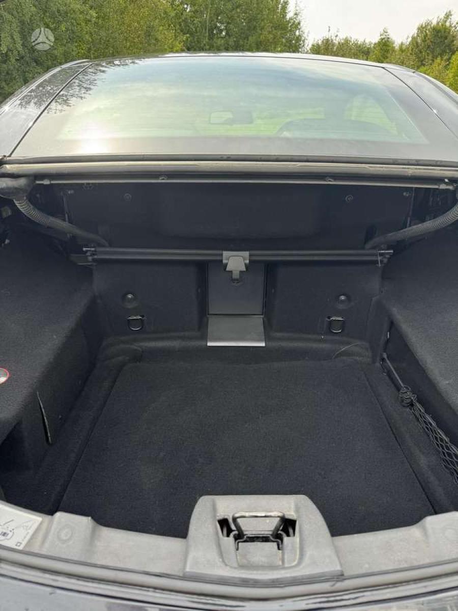 Black Opel Astra 2008 in Kaunas, with an engine capacity of 1.90 L and mileage of 311 thousand km for 2200 €, photo 19 on AUTOMOTO.COM.LV