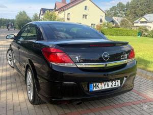 Black Opel Astra 2008 in Birstonas, with an engine capacity of 1.90 L and mileage of 219 thousand km for 3150 €, photo 14 on AUTOMOTO.COM.LV