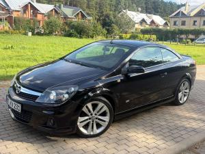 Black Opel Astra 2008 in Birstonas, with an engine capacity of 1.90 L and mileage of 219 thousand km for 3150 €, photo 15 on AUTOMOTO.COM.LV