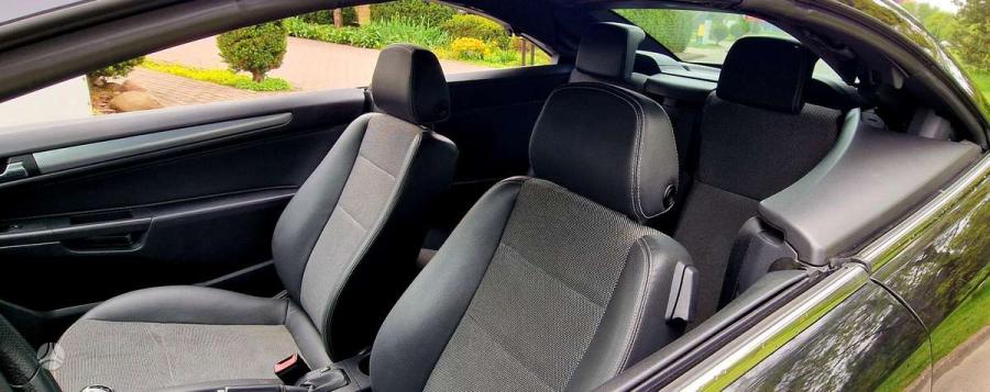 Black Opel Astra 2009 in Vilnius, with an engine capacity of 1.80 L and mileage of 198 thousand km for 2500 €, photo 19 on AUTOMOTO.COM.LV