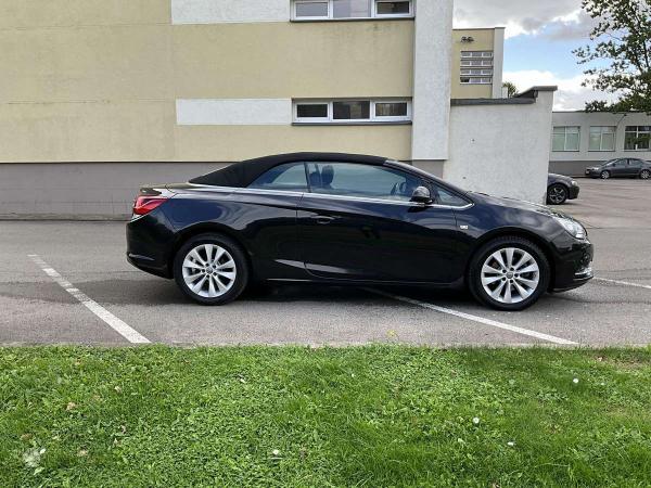Melns Opel Astra 2015 Šauļi, ar dzinēja tilpumu 1.40 L un nobraukumu 137 tūkst. km par 7999 €, foto 5 vietnē AUTOMOTO.COM.LV