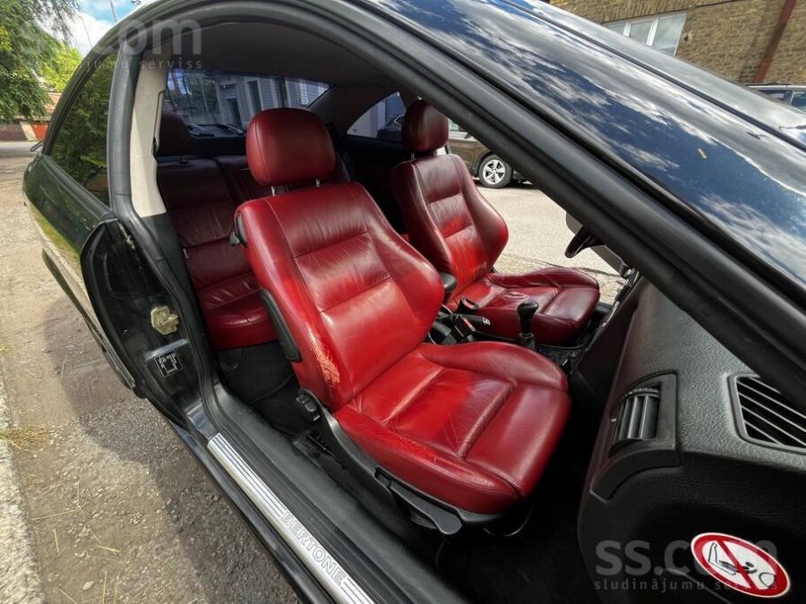 Black Opel Astra 2001 in Daugavpils, with an engine capacity of 2.20 L and mileage of 300 thousand km for 2200 €, photo 8 on AUTOMOTO.COM.LV