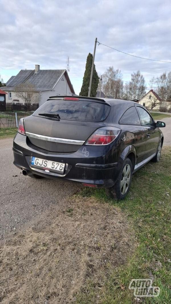 Melns Opel Astra 2005 Jonava, ar dzinēja tilpumu 1.70 L un nobraukumu 339 tūkst. km par 1000 €, foto 2 vietnē AUTOMOTO.COM.LV