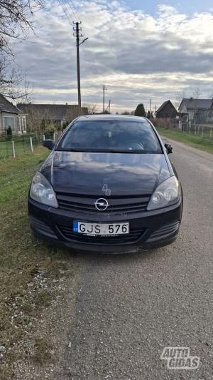Melns Opel Astra 2005 Jonava, ar dzinēja tilpumu 1.70 L un nobraukumu 339 tūkst. km par 1000 €, foto 4 vietnē AUTOMOTO.COM.LV