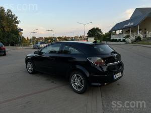 Melns Opel Astra 2005 Bauska, ar dzinēja tilpumu 1.70 L un nobraukumu 331 tūkst. km par 1000 €, foto 4 vietnē AUTOMOTO.COM.LV