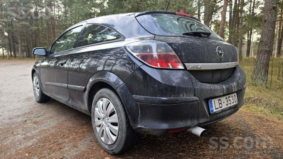 Melns Opel Astra 2006 Talsi, ar dzinēja tilpumu 1.90 L un nobraukumu 269 tūkst. km par 1490 €, foto 3 vietnē AUTOMOTO.COM.LV