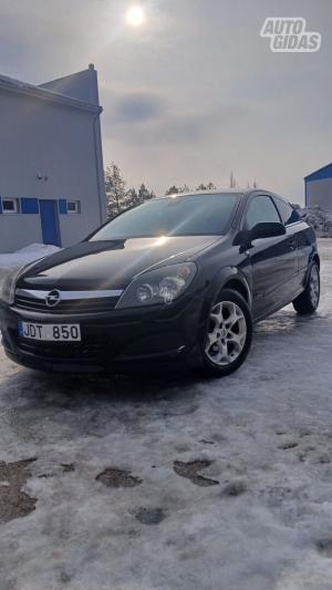 Melns Opel Astra 2006 Šilalė, ar dzinēja tilpumu 1.30 L un nobraukumu 362 tūkst. km par 650 €, foto  vietnē AUTOMOTO.COM.LV