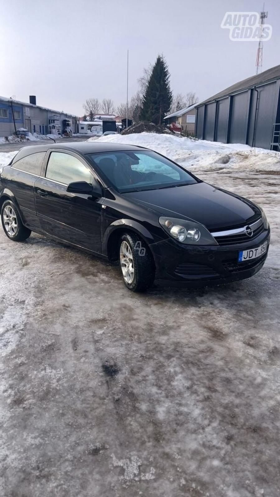Black Opel Astra 2006 in Silale, with an engine capacity of 1.30 L and mileage of 362 thousand km for 650 €, photo 2 on AUTOMOTO.COM.LV