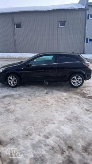 Black Opel Astra 2006 in Silale, with an engine capacity of 1.30 L and mileage of 362 thousand km for 650 €, photo 5 on AUTOMOTO.COM.LV
