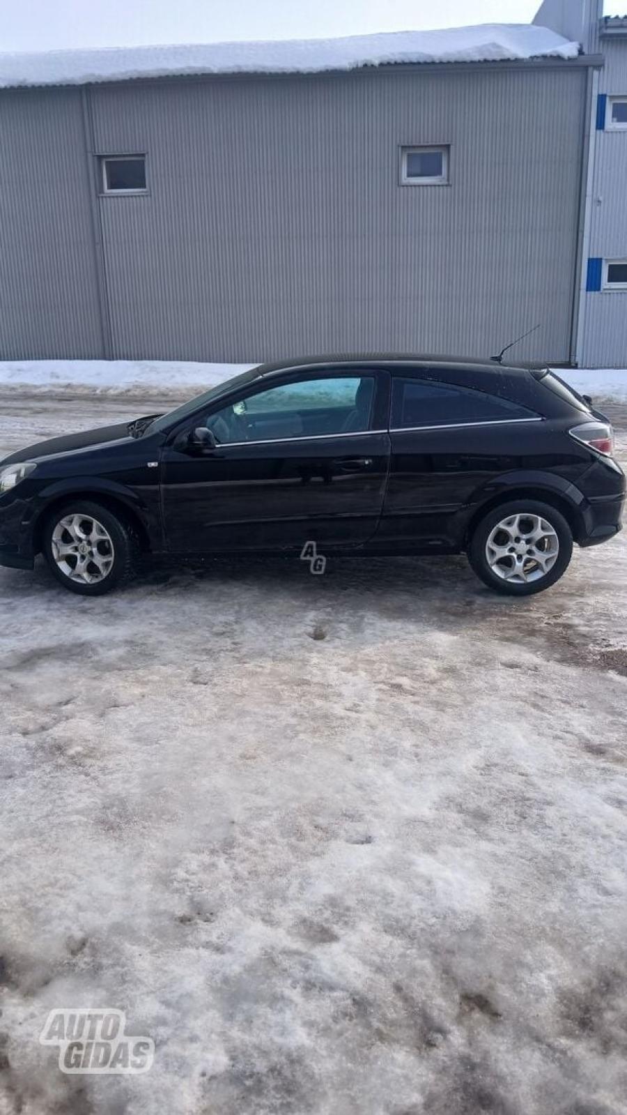 Black Opel Astra 2006 in Silale, with an engine capacity of 1.30 L and mileage of 362 thousand km for 650 €, photo 5 on AUTOMOTO.COM.LV