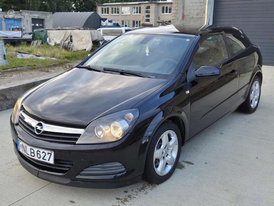 Melns Opel Astra 2006 Kretinga, ar dzinēja tilpumu 1.30 L un nobraukumu 260 tūkst. km par 1499 €, foto 1 vietnē AUTOMOTO.COM.LV