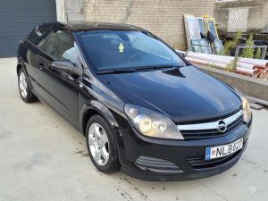 Melns Opel Astra 2006 Kretinga, ar dzinēja tilpumu 1.30 L un nobraukumu 260 tūkst. km par 1499 €, foto 4 vietnē AUTOMOTO.COM.LV