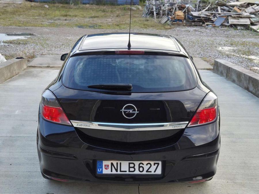 Melns Opel Astra 2006 Kretinga, ar dzinēja tilpumu 1.30 L un nobraukumu 260 tūkst. km par 1499 €, foto 6 vietnē AUTOMOTO.COM.LV