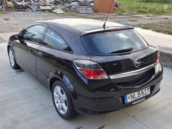 Melns Opel Astra 2006 Kretinga, ar dzinēja tilpumu 1.30 L un nobraukumu 260 tūkst. km par 1499 €, foto 6 vietnē AUTOMOTO.COM.LV