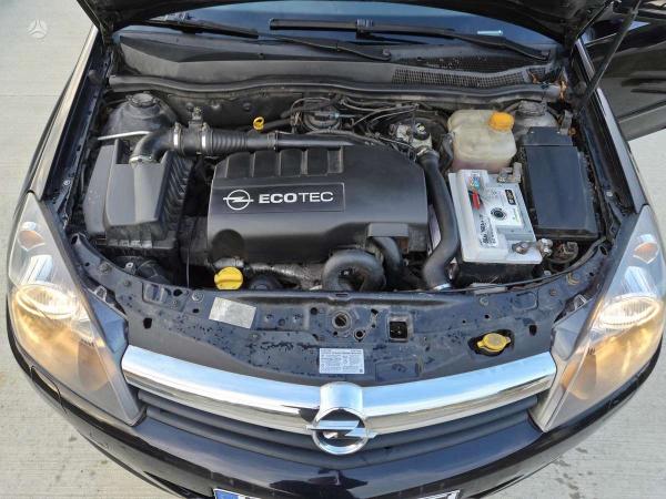 Melns Opel Astra 2006 Kretinga, ar dzinēja tilpumu 1.30 L un nobraukumu 260 tūkst. km par 1499 €, foto 8 vietnē AUTOMOTO.COM.LV