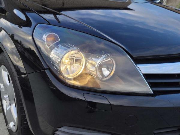 Melns Opel Astra 2006 Kretinga, ar dzinēja tilpumu 1.30 L un nobraukumu 260 tūkst. km par 1499 €, foto 9 vietnē AUTOMOTO.COM.LV
