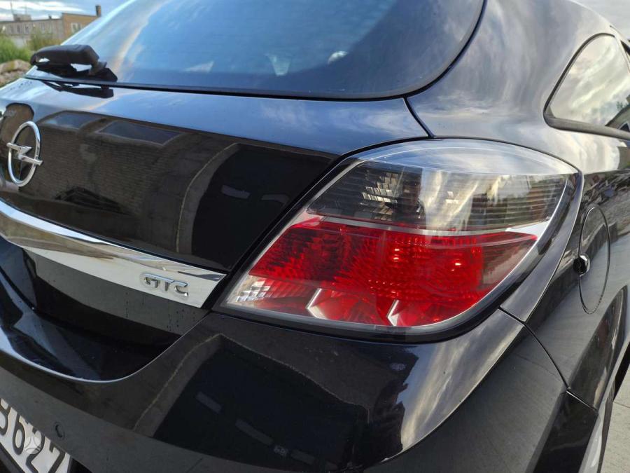 Melns Opel Astra 2006 Kretinga, ar dzinēja tilpumu 1.30 L un nobraukumu 260 tūkst. km par 1499 €, foto 12 vietnē AUTOMOTO.COM.LV