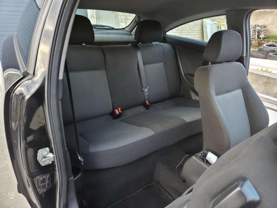 Melns Opel Astra 2006 Kretinga, ar dzinēja tilpumu 1.30 L un nobraukumu 260 tūkst. km par 1499 €, foto 16 vietnē AUTOMOTO.COM.LV