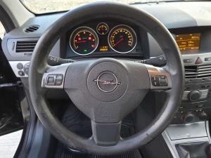 Melns Opel Astra 2006 Kretinga, ar dzinēja tilpumu 1.30 L un nobraukumu 260 tūkst. km par 1499 €, foto 21 vietnē AUTOMOTO.COM.LV