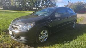 Black Opel Astra 2007 in Liepaja, with an engine capacity of 1.60 L and mileage of 200 thousand km for 1200 €, photo 6 on AUTOMOTO.COM.LV