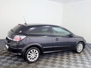 Black Opel Astra 2007 in Tallinn, with an engine capacity of 1.60 L and mileage of 259 thousand km for 899 €, photo 4 on AUTOMOTO.COM.LV