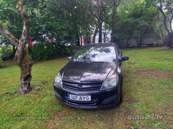 Melns Opel Astra 2007 Tallina, ar dzinēja tilpumu 1.60 L un nobraukumu 75 tūkst. km par 2500 €, foto 5 vietnē AUTOMOTO.COM.LV