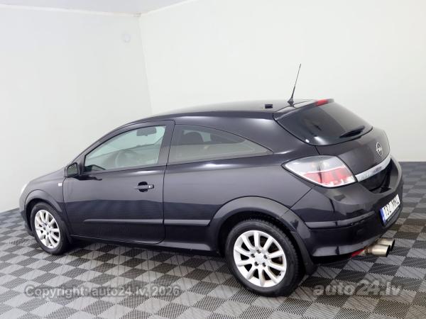 Melns Opel Astra 2007 Tallina, ar dzinēja tilpumu 1.60 L un nobraukumu 259 tūkst. km par 999 €, foto 4 vietnē AUTOMOTO.COM.LV