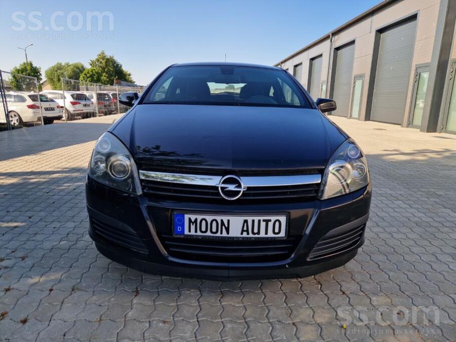Melns Opel Astra 2007 Liepāja, ar dzinēja tilpumu 1.90 L un nobraukumu 299 tūkst. km par 1490 €, foto 3 vietnē AUTOMOTO.COM.LV