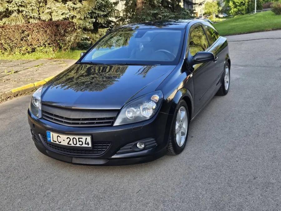 Melns Opel Astra 2008 Jēkabpils, ar dzinēja tilpumu 1.70 L un nobraukumu 356 tūkst. km par 1190 €, foto 3 vietnē AUTOMOTO.COM.LV