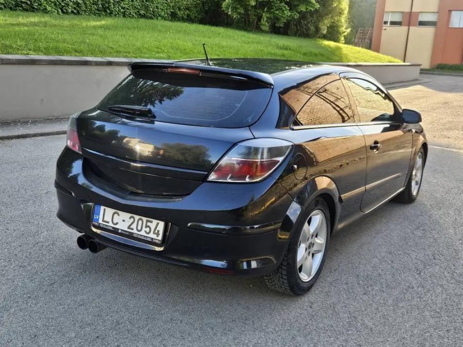 Melns Opel Astra 2008 Jēkabpils, ar dzinēja tilpumu 1.70 L un nobraukumu 356 tūkst. km par 1190 €, foto 6 vietnē AUTOMOTO.COM.LV