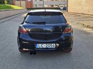 Melns Opel Astra 2008 Jēkabpils, ar dzinēja tilpumu 1.70 L un nobraukumu 356 tūkst. km par 1190 €, foto 7 vietnē AUTOMOTO.COM.LV