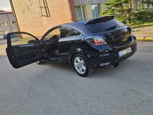 Melns Opel Astra 2008 Jēkabpils, ar dzinēja tilpumu 1.70 L un nobraukumu 356 tūkst. km par 1190 €, foto 15 vietnē AUTOMOTO.COM.LV