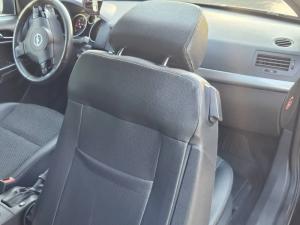 Melns Opel Astra 2008 Jēkabpils, ar dzinēja tilpumu 1.70 L un nobraukumu 356 tūkst. km par 1190 €, foto 21 vietnē AUTOMOTO.COM.LV