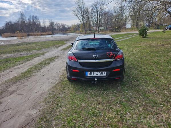 Melns Opel Astra 2008 Jūrmala, ar dzinēja tilpumu 1.90 L un nobraukumu 405 tūkst. km par 2100 €, foto 7 vietnē AUTOMOTO.COM.LV