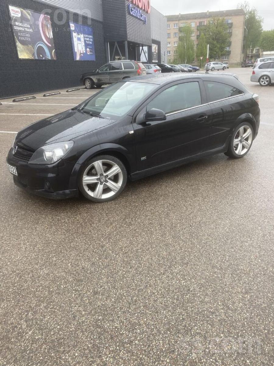 Melns Opel Astra 2010 Daugavpils, ar dzinēja tilpumu 1.70 L un nobraukumu 320 tūkst. km par 1350 €, foto 1 vietnē AUTOMOTO.COM.LV