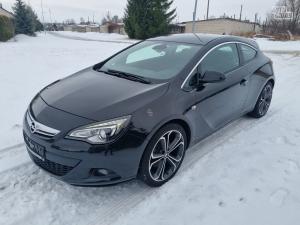 Black Opel Astra 2012 in Pakruojis, with an engine capacity of 1.70 L and mileage of 215 thousand km for 5150 €, photo  on AUTOMOTO.COM.LV