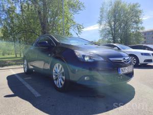 Melns Opel Astra 2013 Rēzekne, ar dzinēja tilpumu 1.70 L un nobraukumu 203 tūkst. km par 5300 €, foto 5 vietnē AUTOMOTO.COM.LV