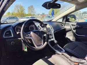 Melns Opel Astra 2013 Rēzekne, ar dzinēja tilpumu 1.70 L un nobraukumu 203 tūkst. km par 5300 €, foto 9 vietnē AUTOMOTO.COM.LV
