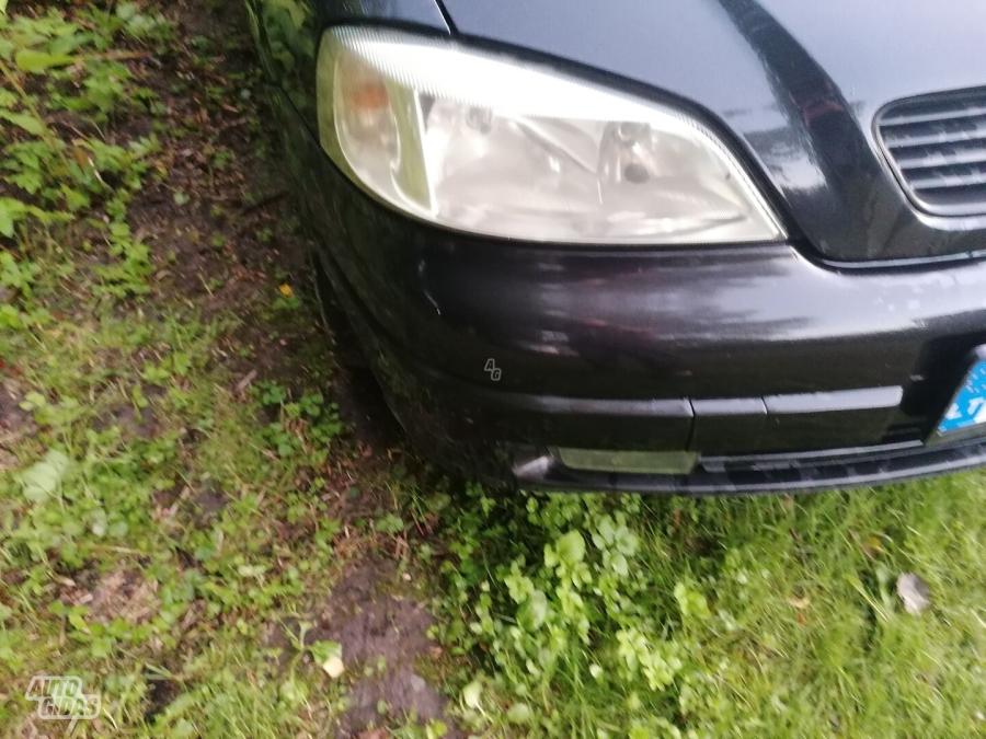 Black Opel Astra 2000 in Moletai, with an engine capacity of 2.00 L and mileage of 367 thousand km for 380 €, photo 15 on AUTOMOTO.COM.LV