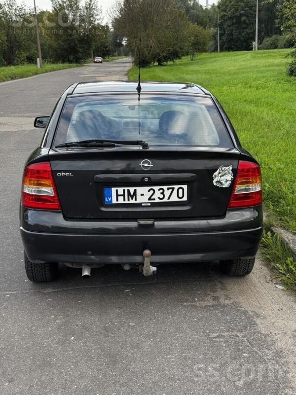Melns Opel Astra 2000 Rīga, ar dzinēja tilpumu 1.60 L un nobraukumu 244 tūkst. km par 300 €, foto 6 vietnē AUTOMOTO.COM.LV