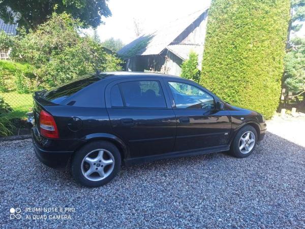 Melns Opel Astra 2001 Viļņa, ar dzinēja tilpumu 1.70 L un nobraukumu 250 tūkst. km par 1250 €, foto 2 vietnē AUTOMOTO.COM.LV